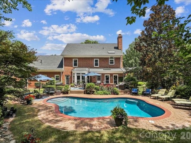 10516 Hollybrook Drive