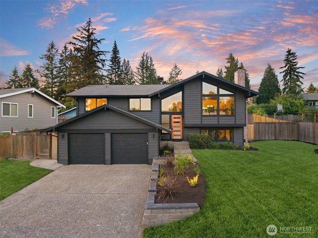 10518 th Ave NE, Redmond, WA 98052