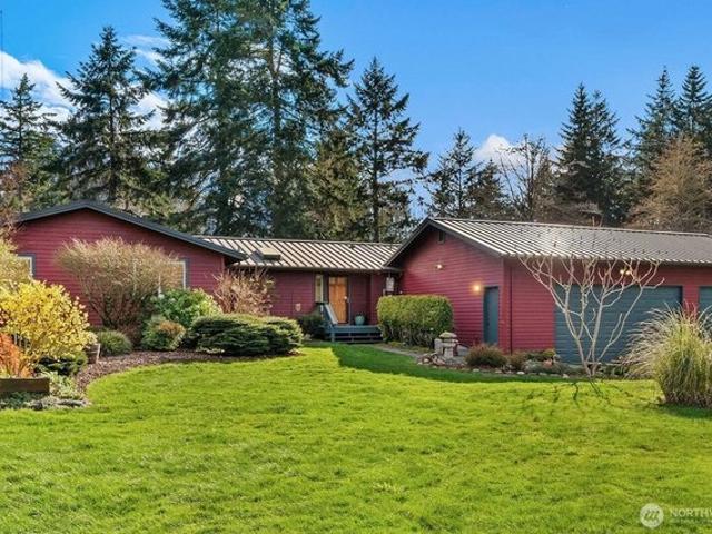 10519 SW 188th St, Vashon, WA 98070