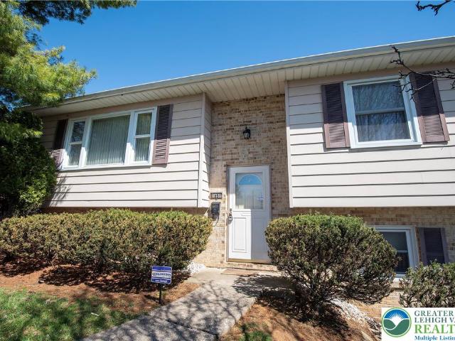 1051 N 10th Street