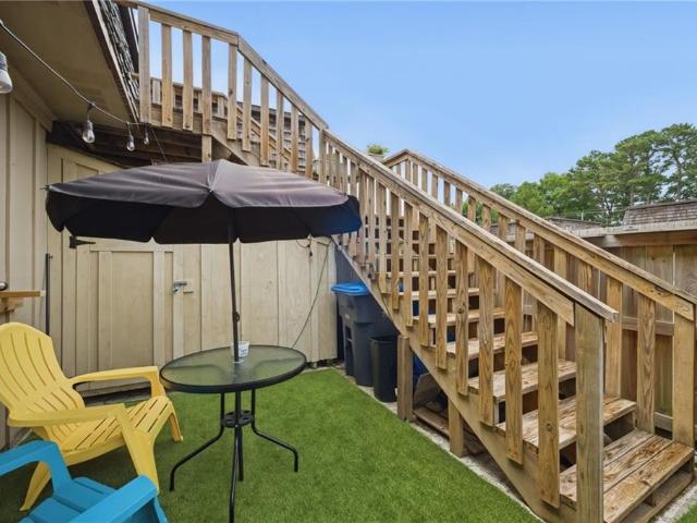1051 Ocean Pebbles WAY