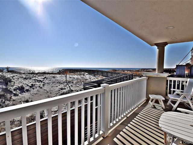 1051 Oceanfront Street 2