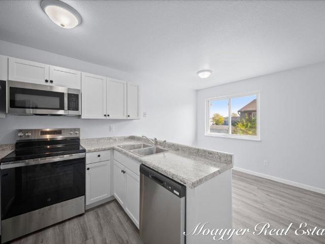 1051 Abbey Ct 3 Bedroom Apartment for Rent at 1051 Abbey Ct, Holland, MI 49423