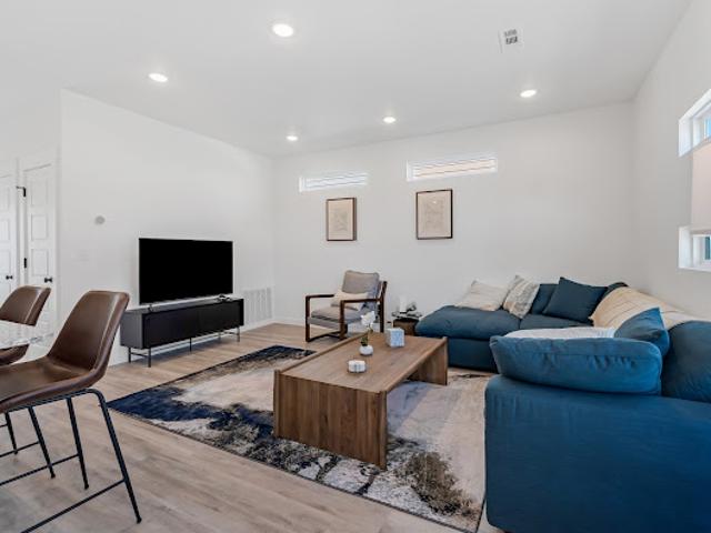 1051 Boardwalk Avenue