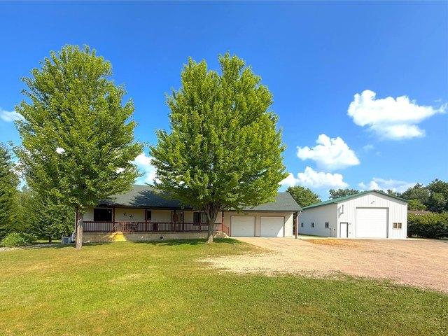 1051 County Road 39 NW, Monticello, MN 55362