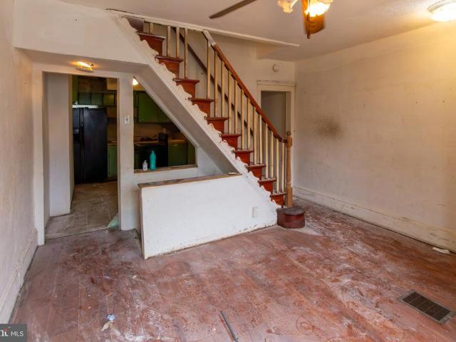 1051 Diamond Street