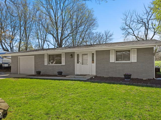 1051 Elm St, Greenwood, IN 46142 | MLS #22094 | Compass
