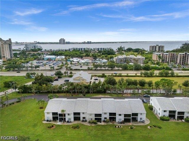 1051 Palm Ave Apt 112, North Fort Myers, FL 33903