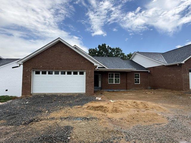 1051 Patriot Landing Dr, Dandridge, TN 37725