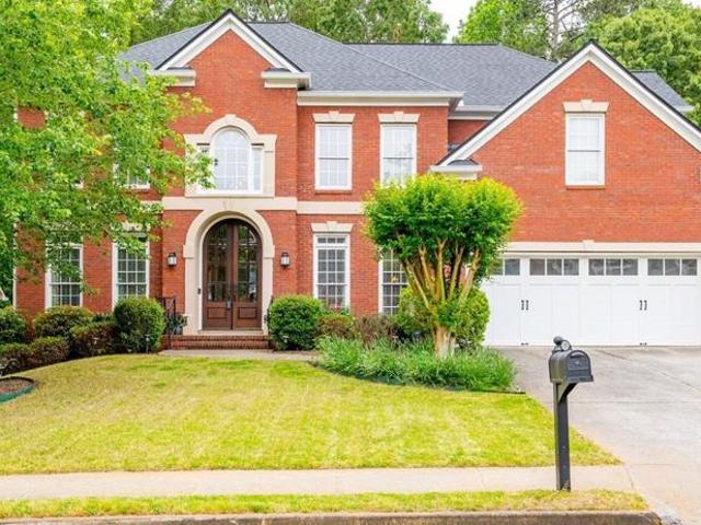1051 Queensgate Dr SE, Smyrna, GA 30082