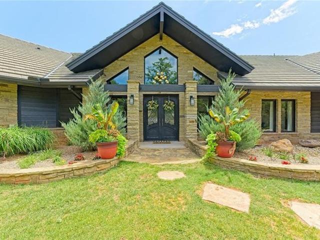 1051 Rockland Rdg, Norman, OK 73026