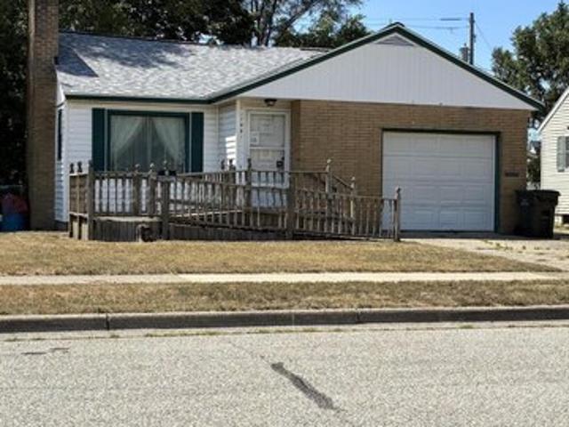 1051 Roberts St, Muskegon, MI 49442