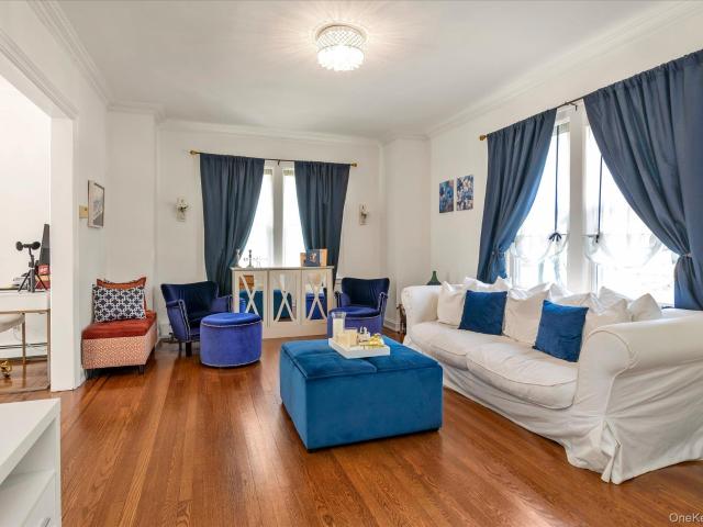 1051 Roselle Place