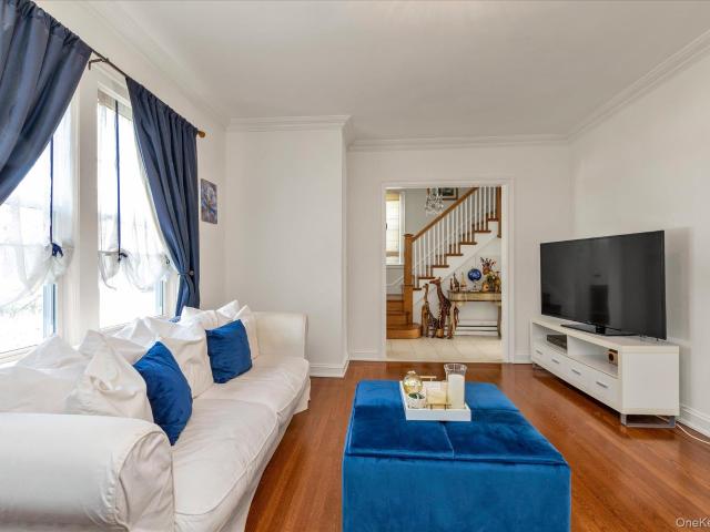 1051 Roselle Place