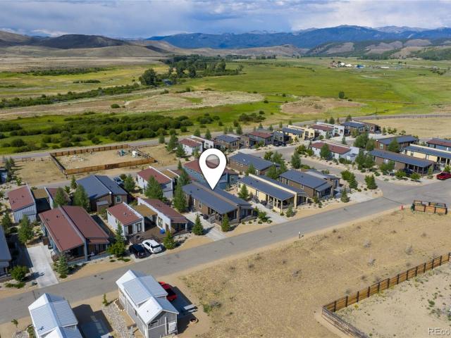 1051 Summit Trail
