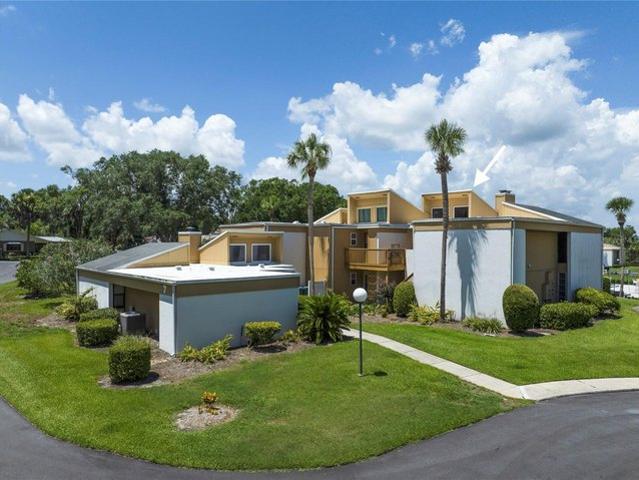 1051 S Highland St Apt 7D, Mount Dora, FL 32757