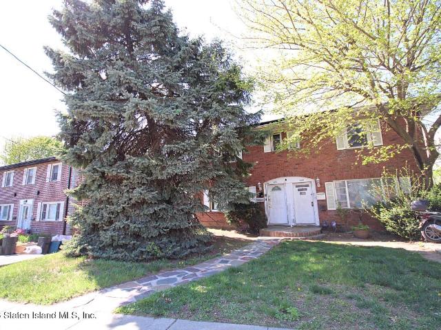 1051 Victory Boulevard