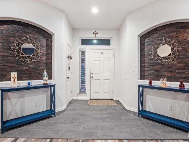 1051 W Pepper Drive, Hanford, US, CA