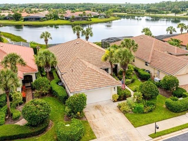 10523 Bella Vista Dr, Fort Myers, FL 33913