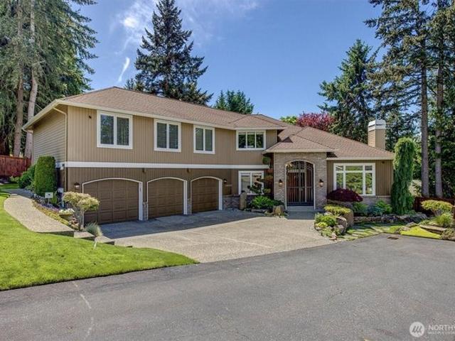 10523 NE 118th Ln, Kirkland, WA 98034