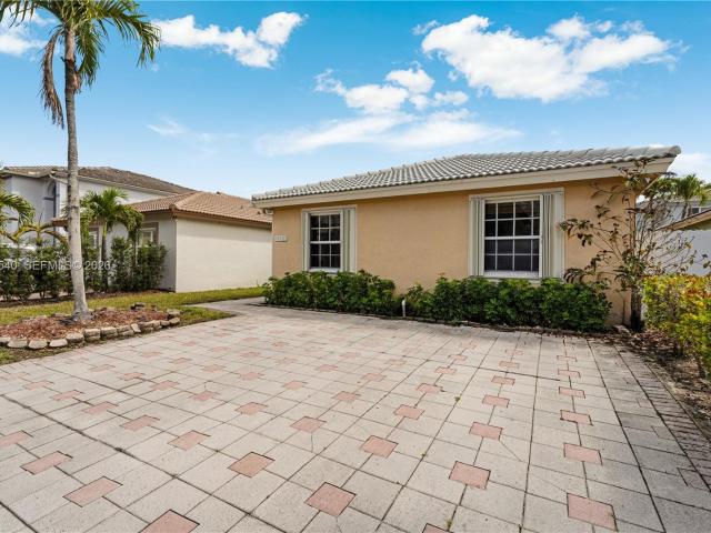 10523 SW 161st Pl, Miami, FL 33196 | MLS #A12005 | Compass