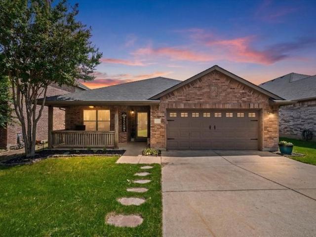 10521 Bradshaw Dr, Fort Worth, TX 76108