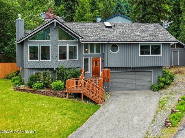 10521 Constitution Cir, Eagle River, AK 99577