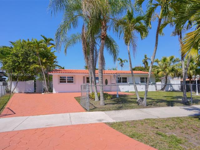 10521 SW 41st Ter, Miami, FL 33165 | MLS #A11984 | Compass
