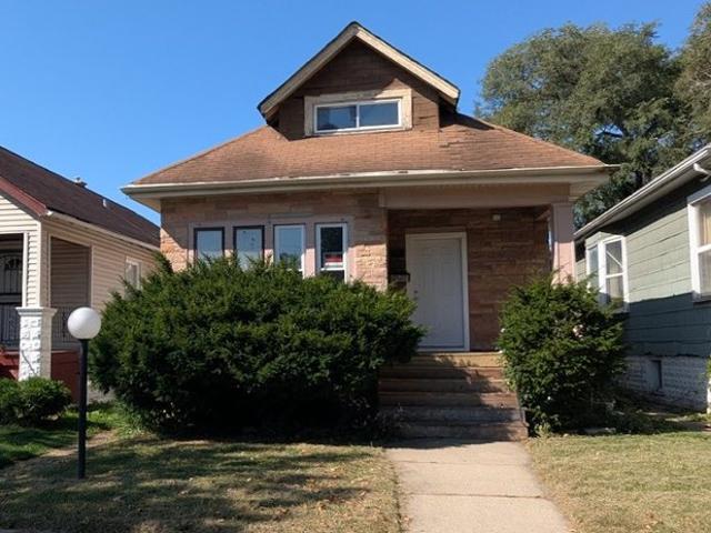 10522 S Eggleston Ave, Chicago, IL 60628