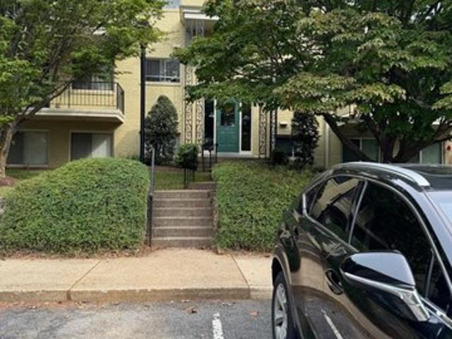 10524 Weymouth St Unit W1, Bethesda, MD 20814
