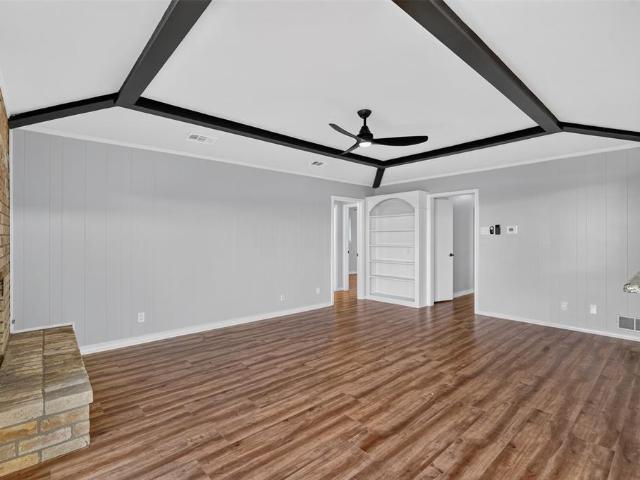 10524 Ravenscroft