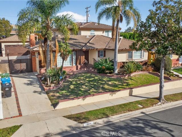 10524 S 8th Pl, Inglewood, CA 90303 | Compass