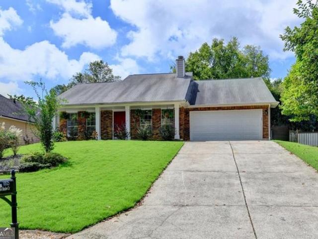 10525 Willow Meadow Cir, Johns Creek, GA 30022