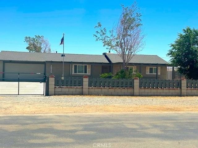 10525 Balsa St, Apple Valley, CA 92308