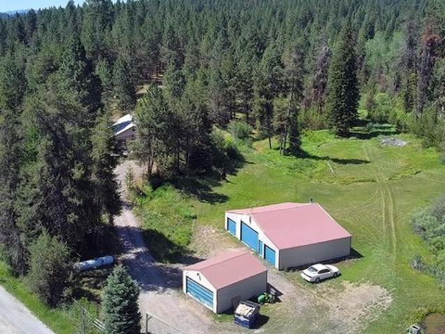 10525 Skunk Creek Rd, Cascade, ID 83611