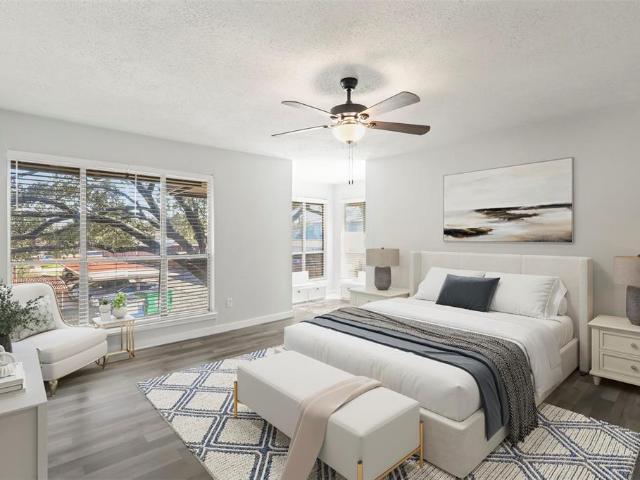 10526 Stone Canyon Road # 201