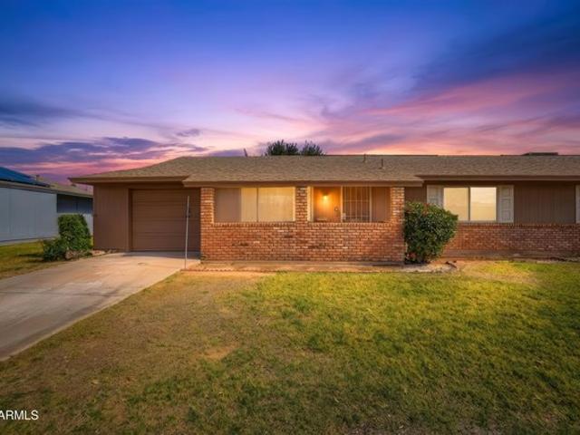 10528 W Saratoga Cir, Sun City, AZ 85351