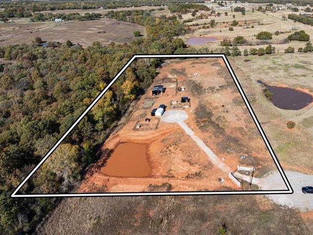 10529 th St, Lindsay, OK 73052