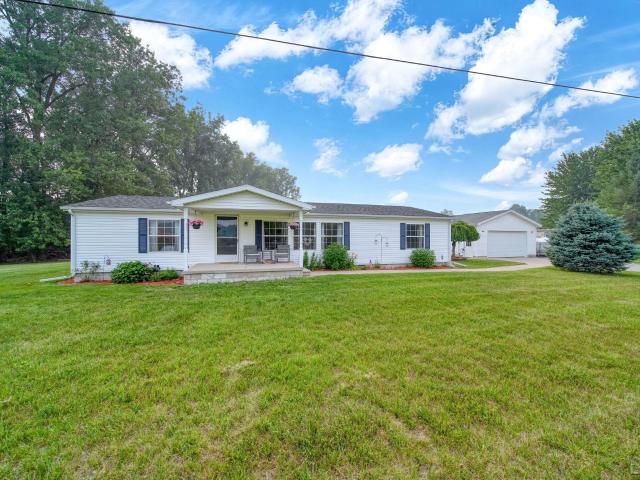1052 Meanwell Road