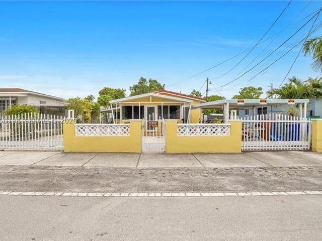 1052 NW 25th Ave, Miami, FL 33125
