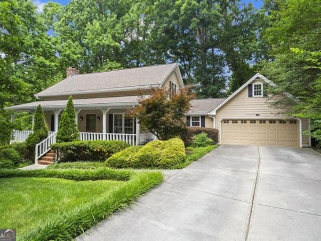 1052 Evelyn Ln SW, Lilburn, GA 30047