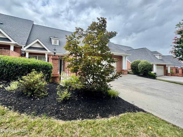 1052 Fine Glen Drive