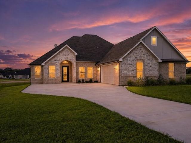1052 Grison Cir, Corsicana, TX 75109