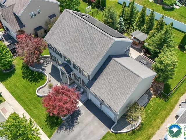 1052 Kingston Lane