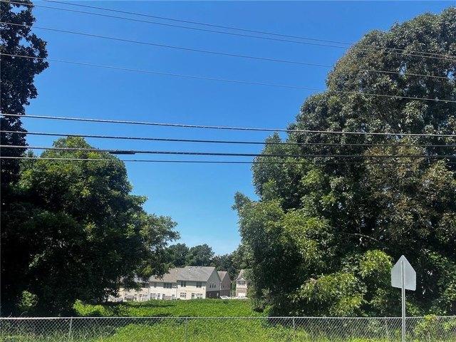 1052 Level Creek Rd, Buford, GA 30518
