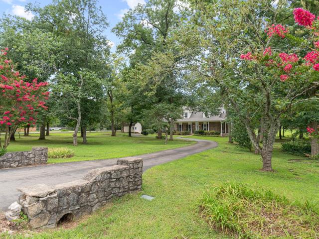 1052 Pleasant Run Rd