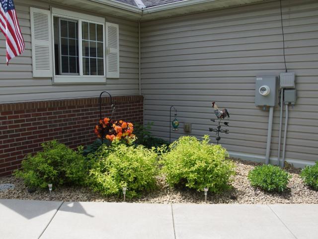 1052 th Lane NE