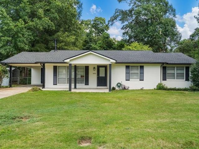 1052 Woodburn Ct, Columbus, GA 31907