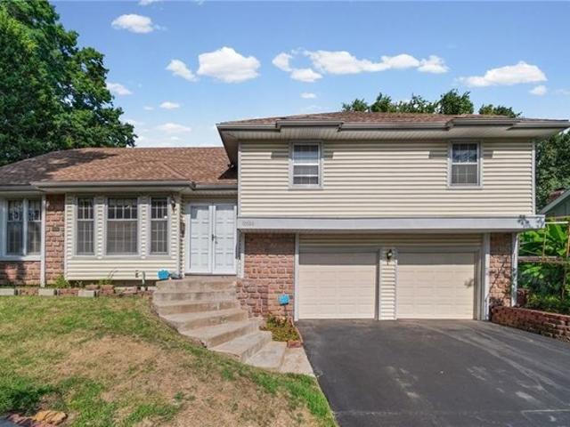 10530 Wedd St, Overland Park, KS 66212