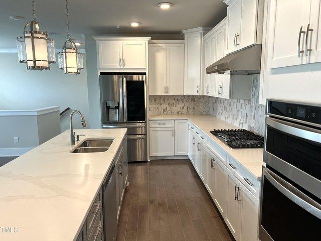 10530 Sablewood Dr Unit 113, Raleigh, NC 27617